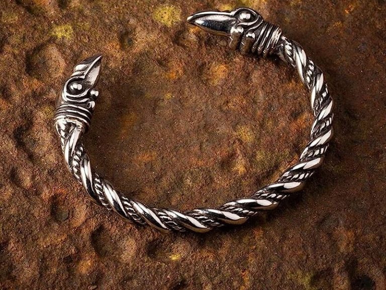 20 Best Gifts For Crow Lovers That Will Make Them Caw With Joy